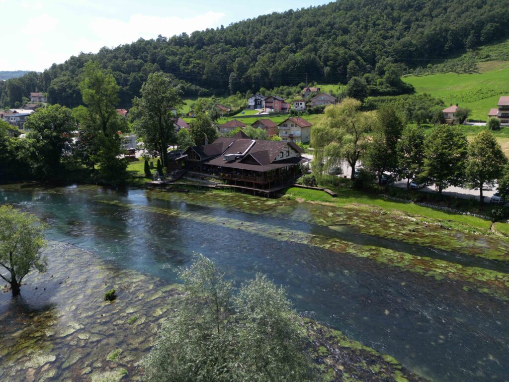 Restoran Alga - Visit Bosanska Krupa